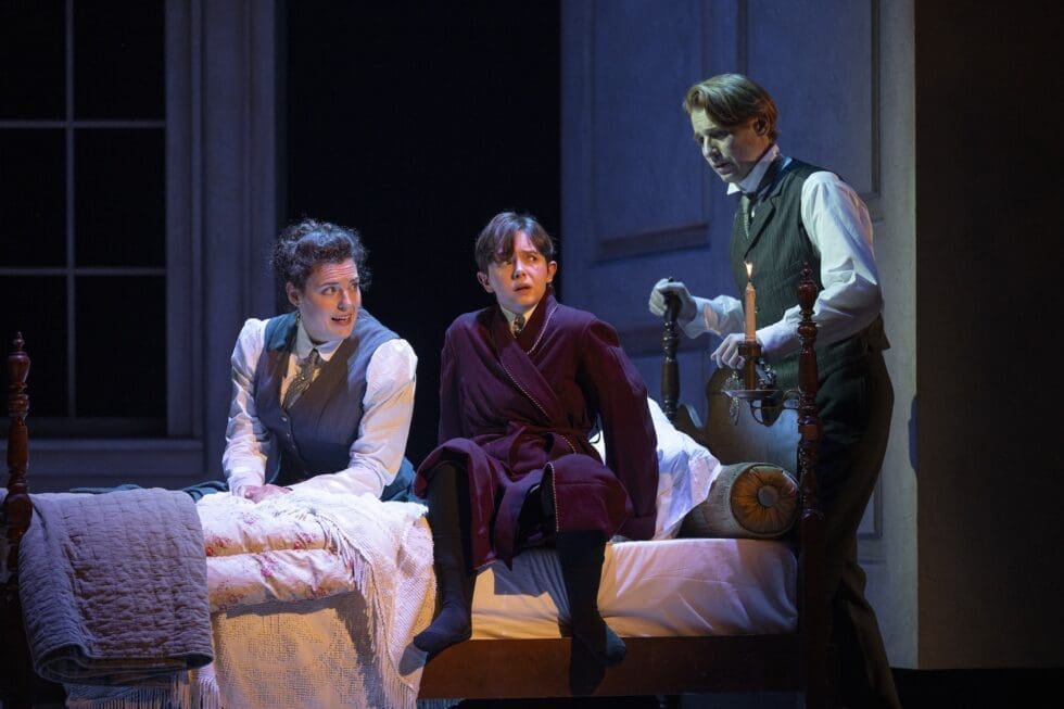 Pacific Opera Victoria | The Turn of the Screw | Opera Canada